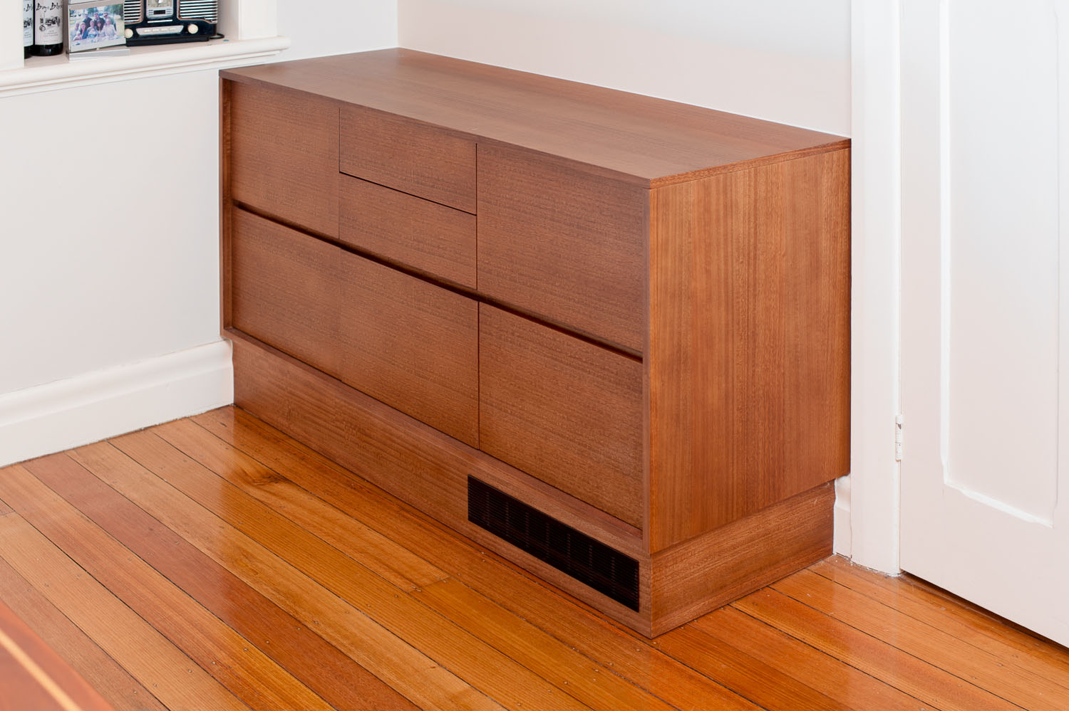 Custom Made Living Furniture | Buffets, Wine Racks & Tables